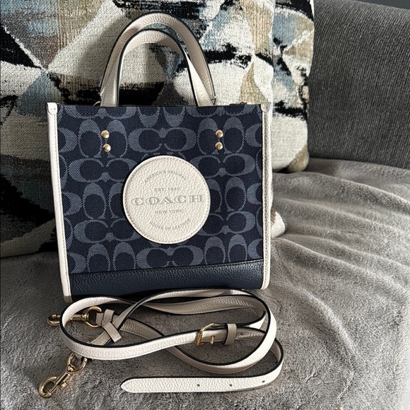 Coach | Bags | Coach Blue And Cream Monogram Tote With Elegant Trim ...